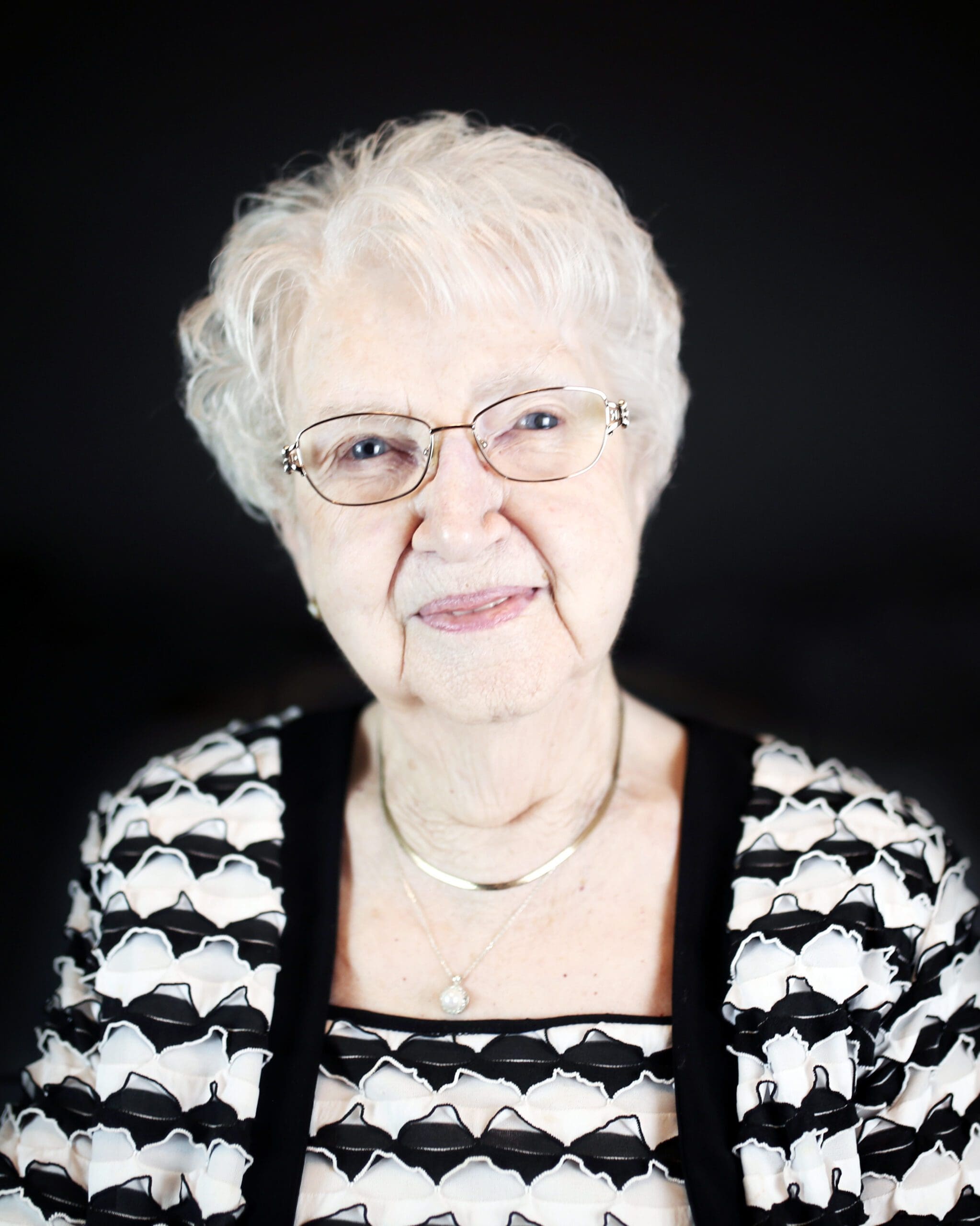 Jacqueline Chartier's Instagram, Twitter & Facebook on IDCrawl